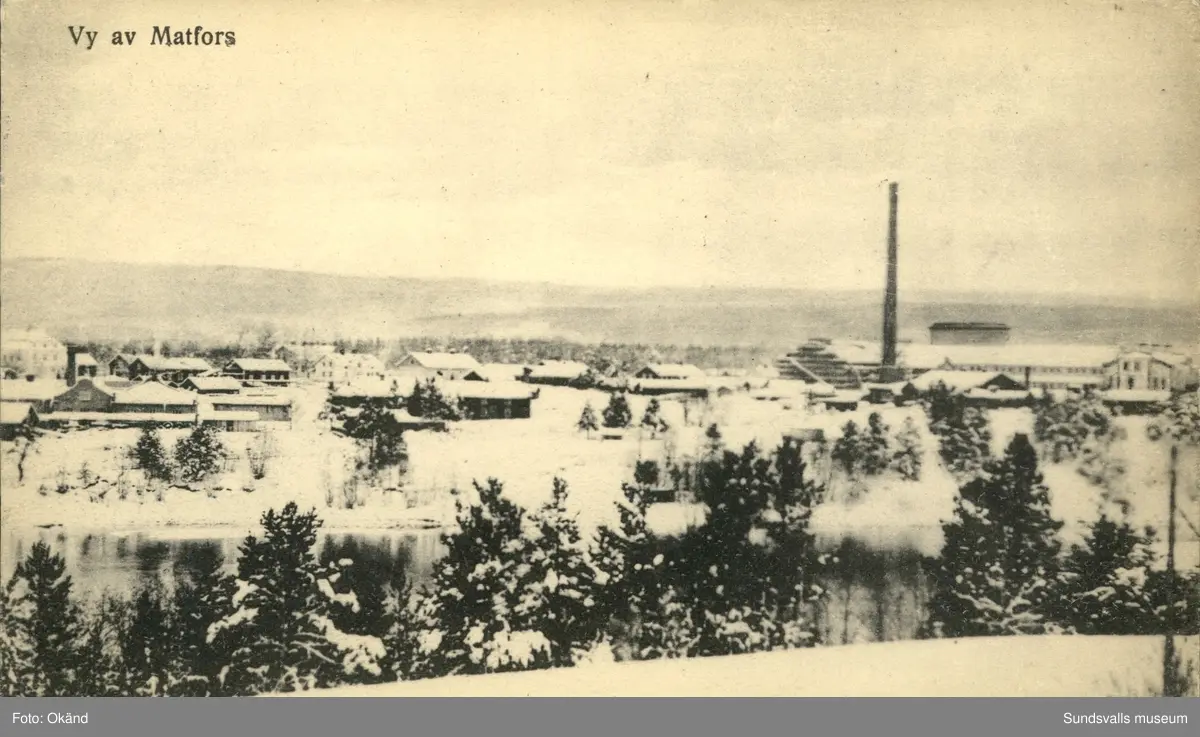 Vykort med motiv över fabriken och brukssamhället i Matfors ...