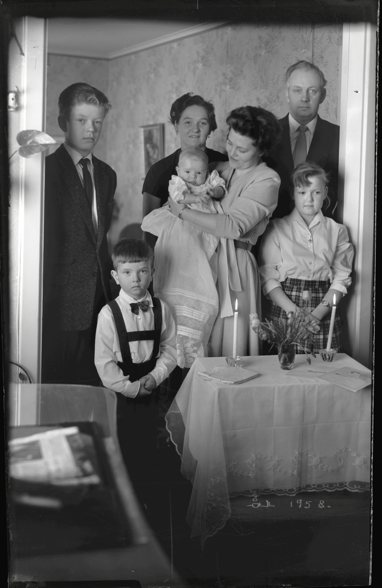 Barndop - Västergötlands museum / DigitaltMuseum