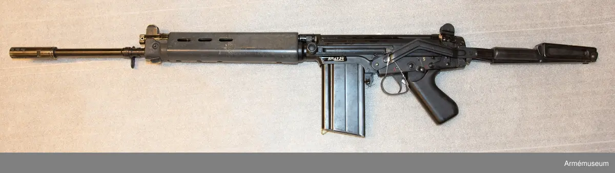 Automatkarbin fm/1961 - Armémuseum / DigitaltMuseum