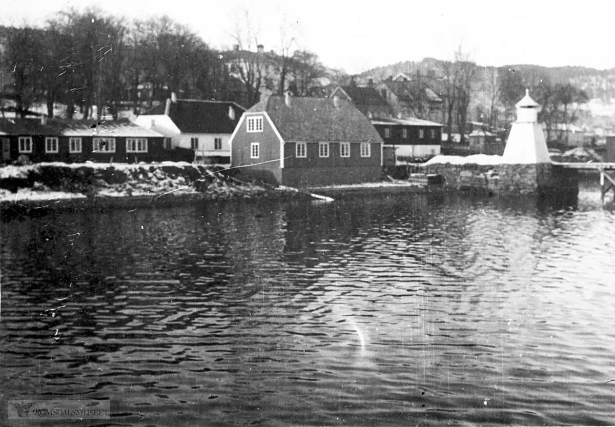 Reknes sett fra sjøen...(Bilder tatt av Tyske marinesoldater fra ...