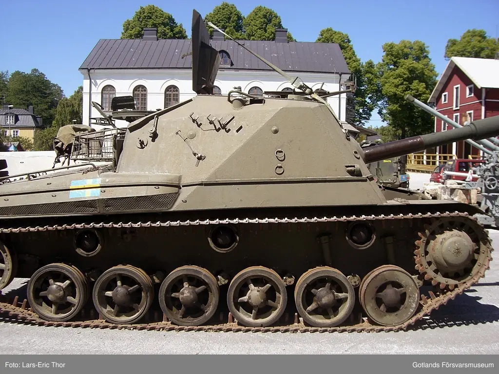 Pansarvärnskanonvagn m/43 - Gotlands Försvarsmuseum / DigitaltMuseum