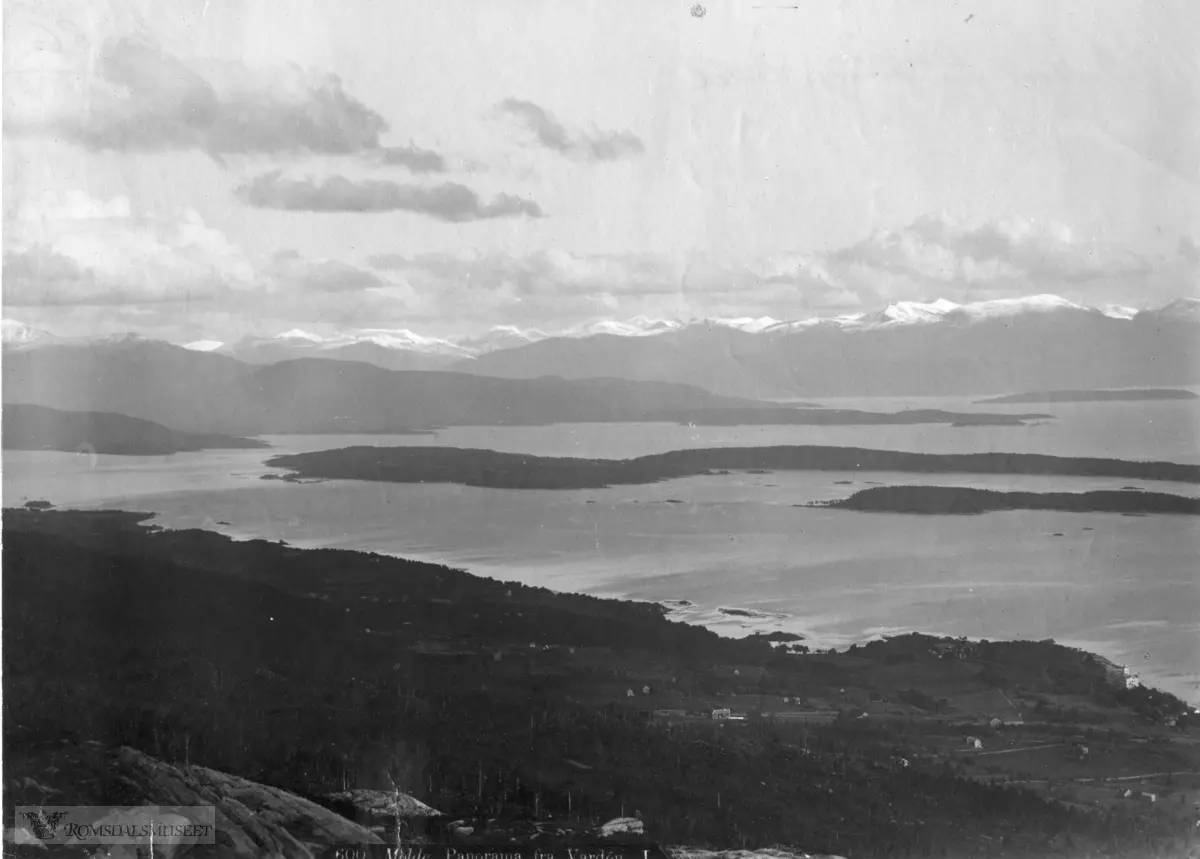 "600. Molde, Panorama fra Varden I" - Romsdalsmuseet / DigitaltMuseum