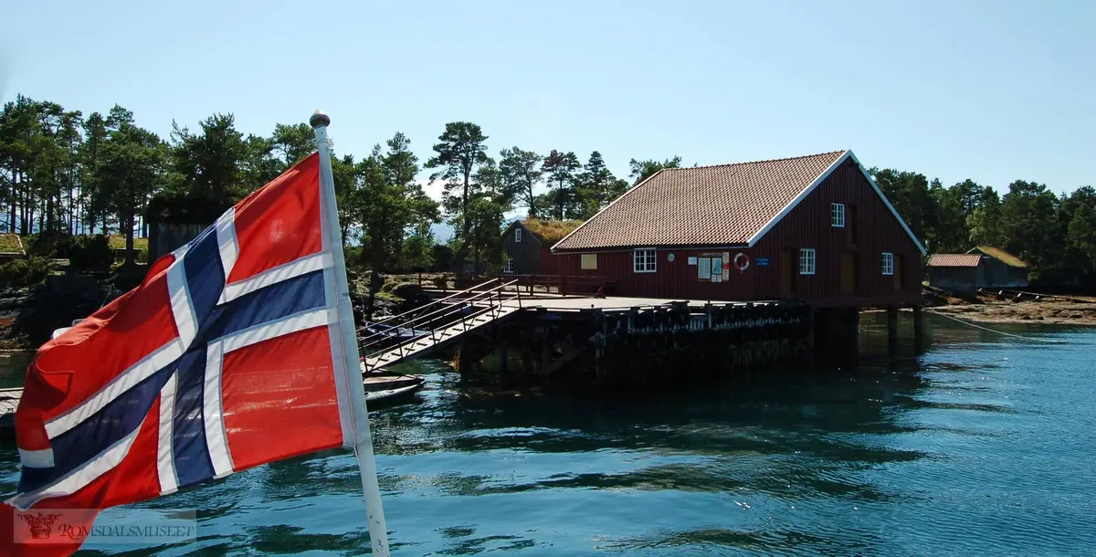 Slett@romsdalsmuseet - Romsdalsmuseet / DigitaltMuseum